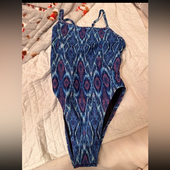 Jolyn Clothing | Swim | Womens Jolyn Swimsuit Scotty Size 28 | Poshmark